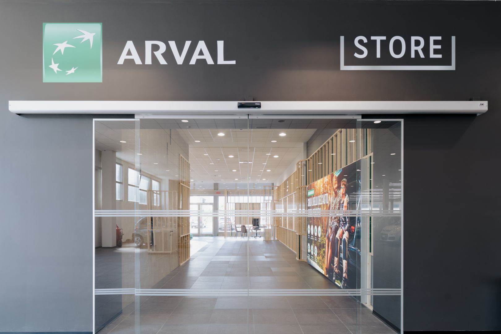 Arval Italia apre due Arval Store a Milano e Firenze